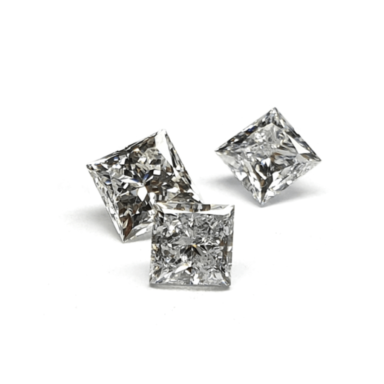 Buy Princess Cut Diamonds Melee at Wholesale Price | Diamonds Supplier