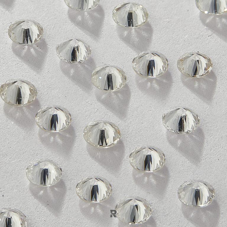 Buy Melee Diamonds Wholesale | Round Melee Diamond Supplier