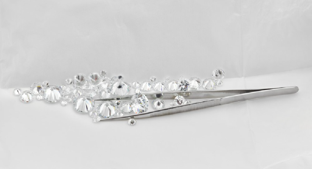 How to Use Small Loose Diamonds And Tips to Buy Them: A RRP Diamond ...