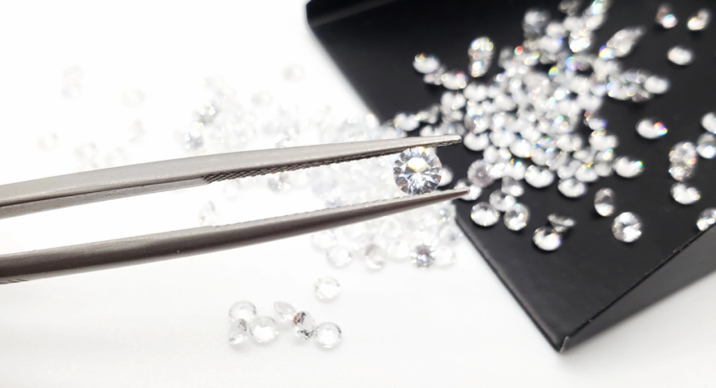 How Much Are Tiny Diamonds Worth? - A Complete Valuable Guide 2023 ...