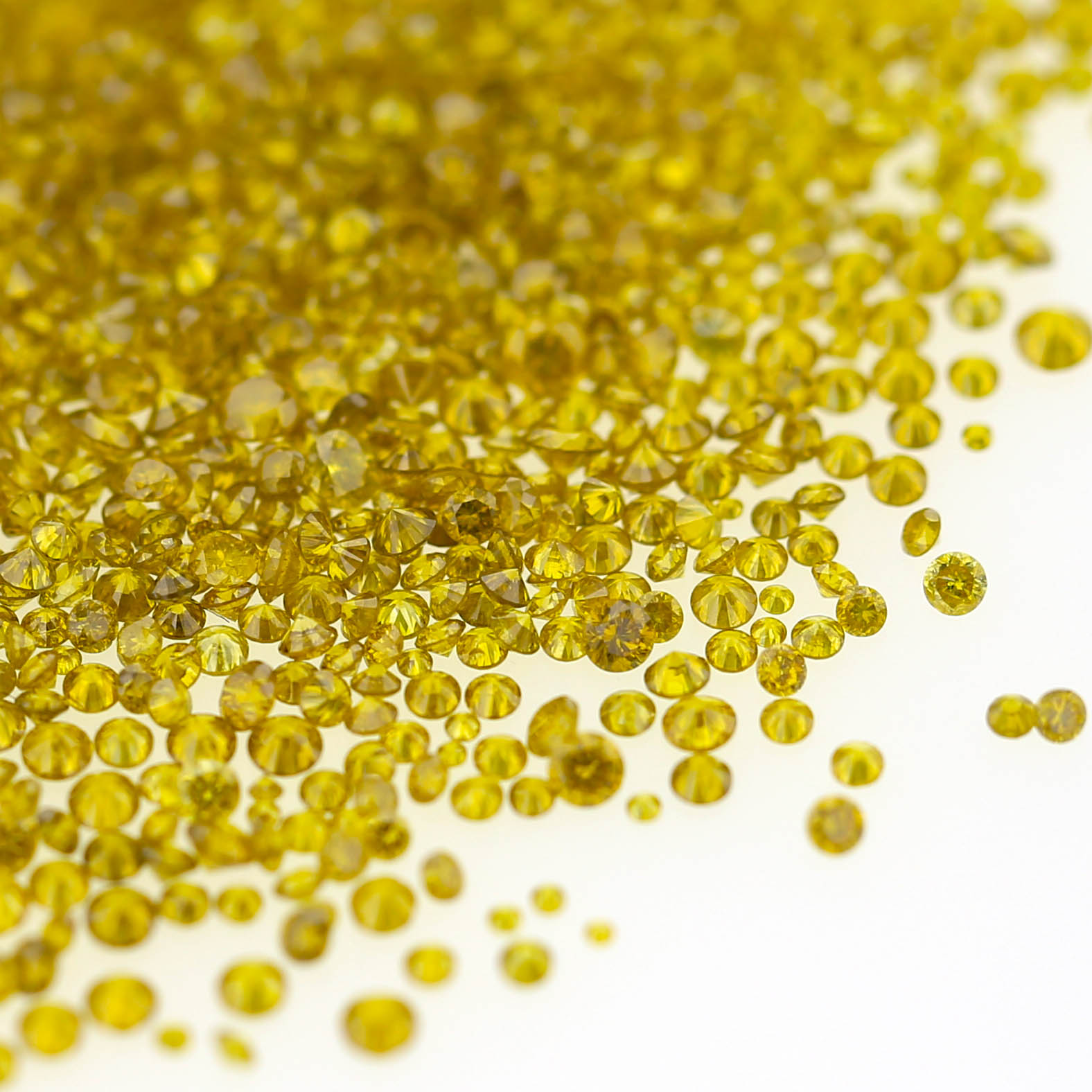 Buy 1mm to 3.6mm Round yellow Color Diamond | Diamonds Supplier